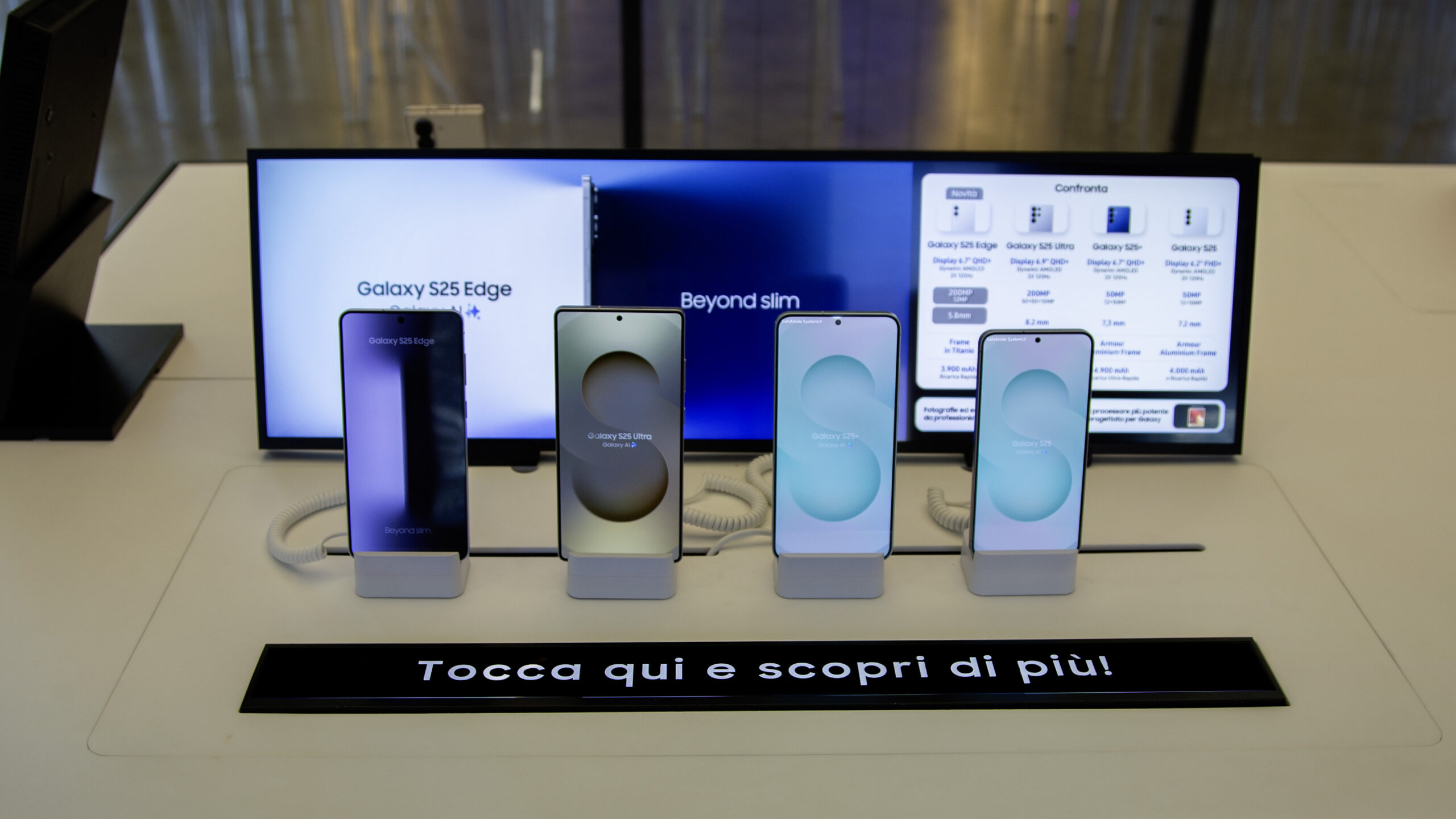 SAMSUNG RETAIL EXPERIENCE INTELLIGENCE DISPLAY - Retail Institute Italy